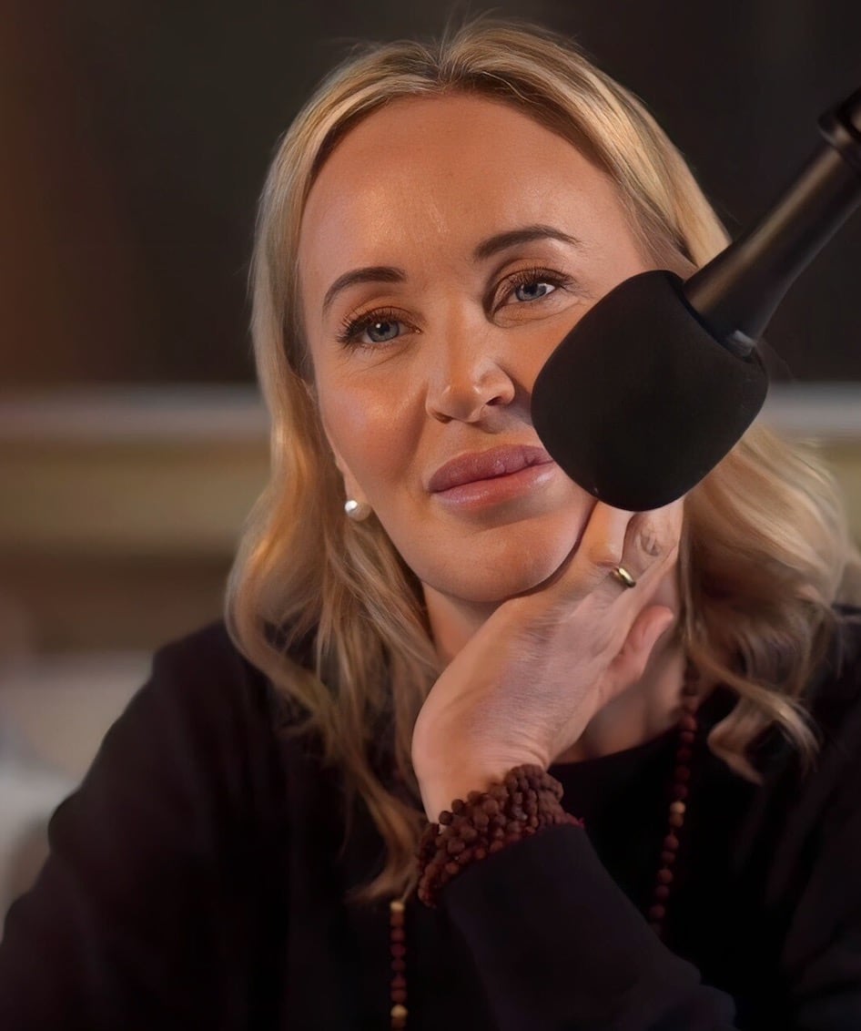 The Discussion With Sage Robbins